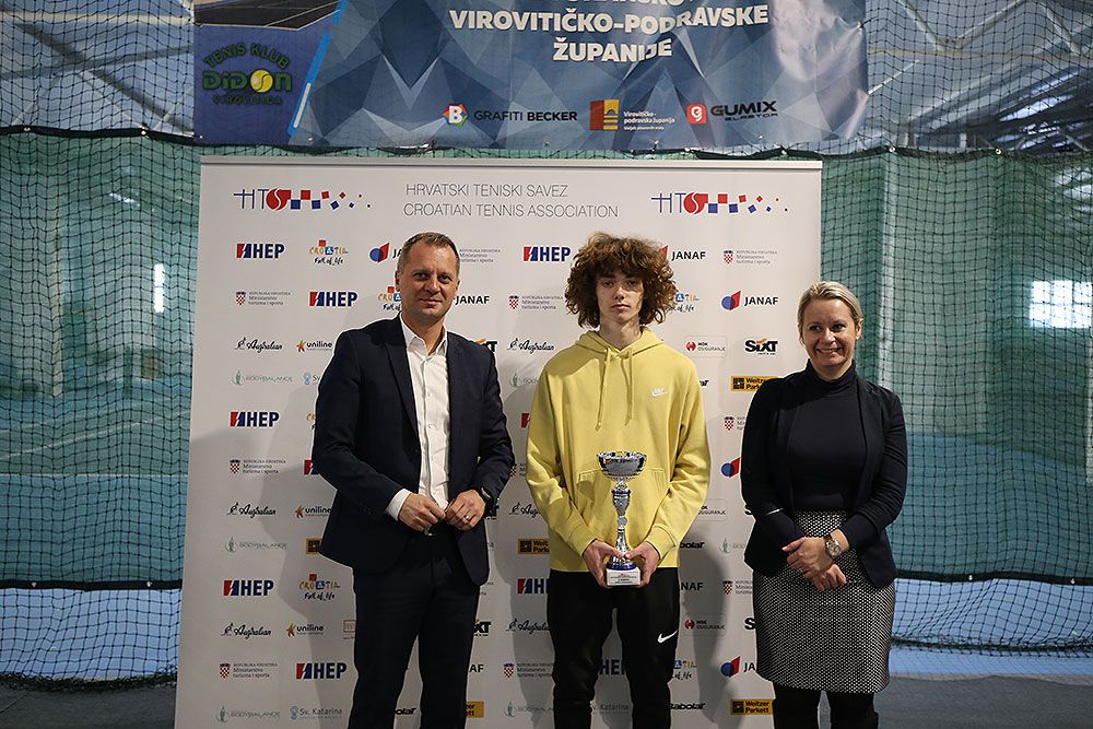 Fotogalerija: U Virovitici je završeno HEP Dvoransko juniorsko prvenstvo Hrvatske na kojem je ...